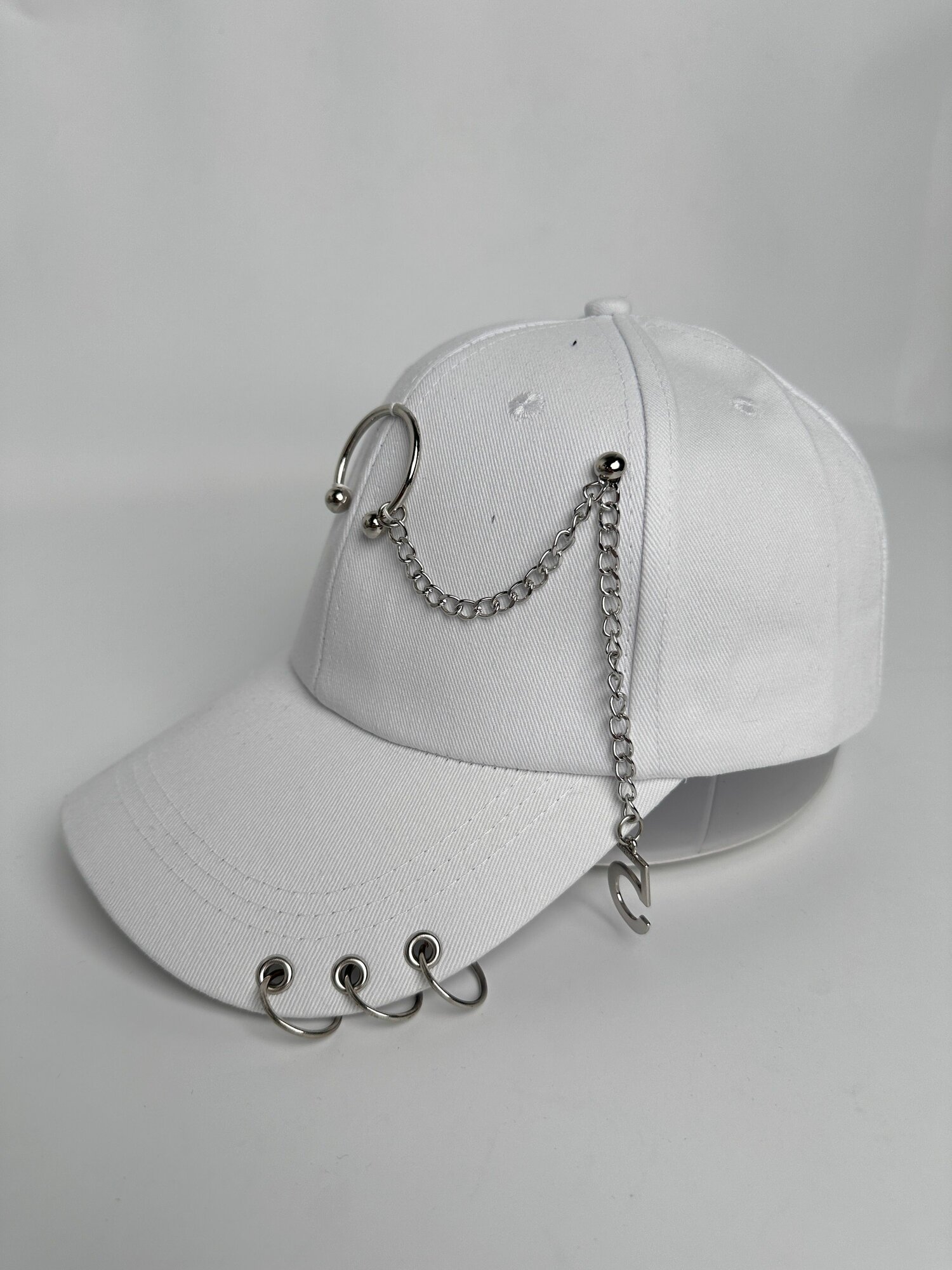 Бейсболка с кольцом