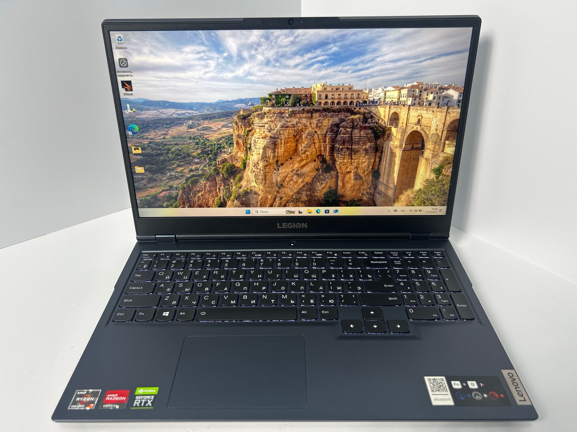 Ноутбук Lenovo Legion 5 15ACH6H (82JU005HRU) 15.6"/AMD Ryzen 7 5800H/RAM 16GB/SSD 1024GB/GeForce RTX 3060 6GB/IPS 165Hz/1920*1080/Windows 11/Подсветка кл-ры: LED/черный. Состояние: C1