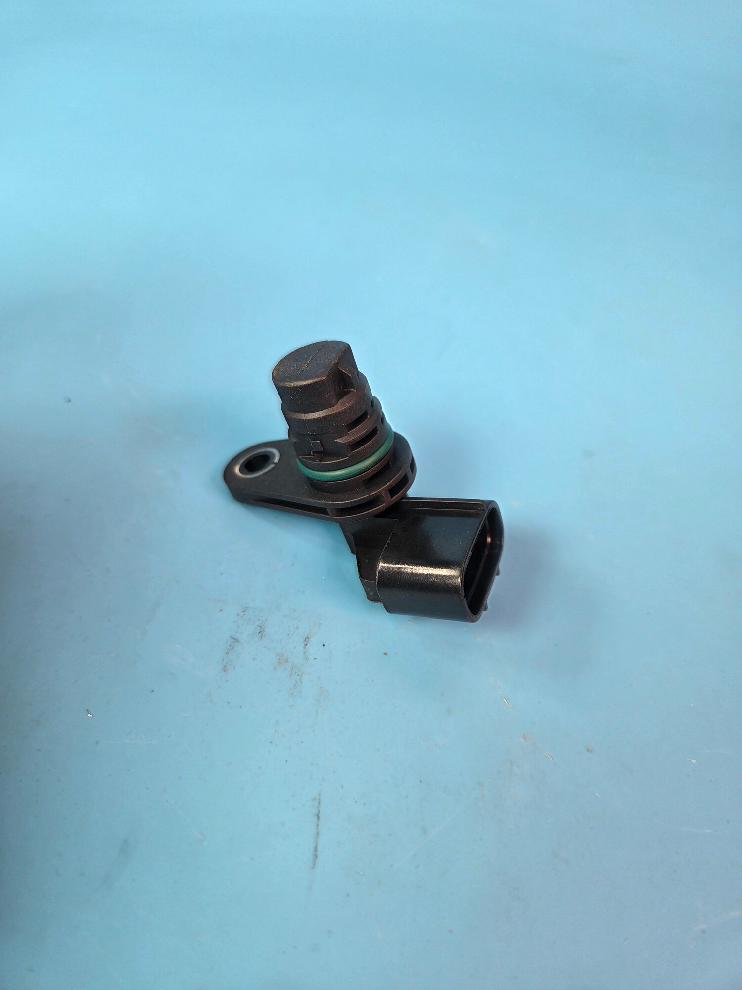Датчик положения распредвала 3935025010 Hyundai Kia / Sonata NF/iX 35 2.0 i/Sorento New2.4 Dohc