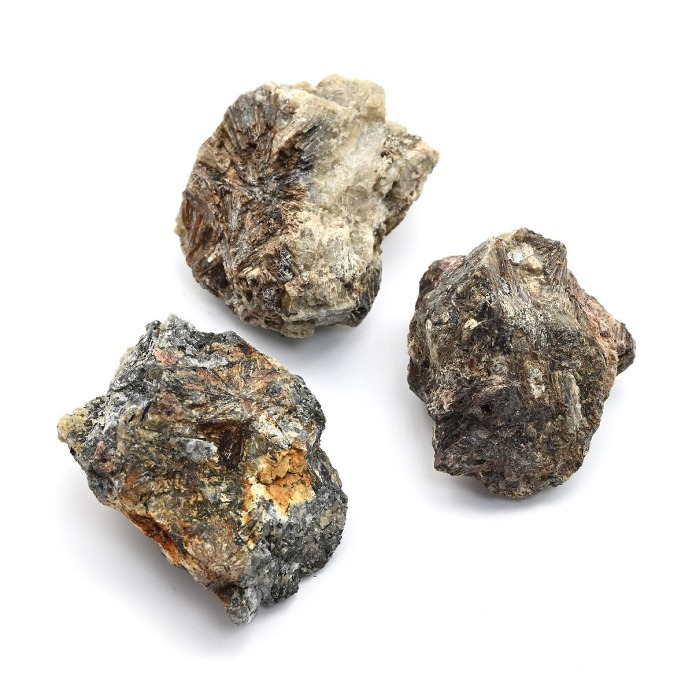 Минерал лампрофиллит 30*28*21мм, 17-19г (M) .