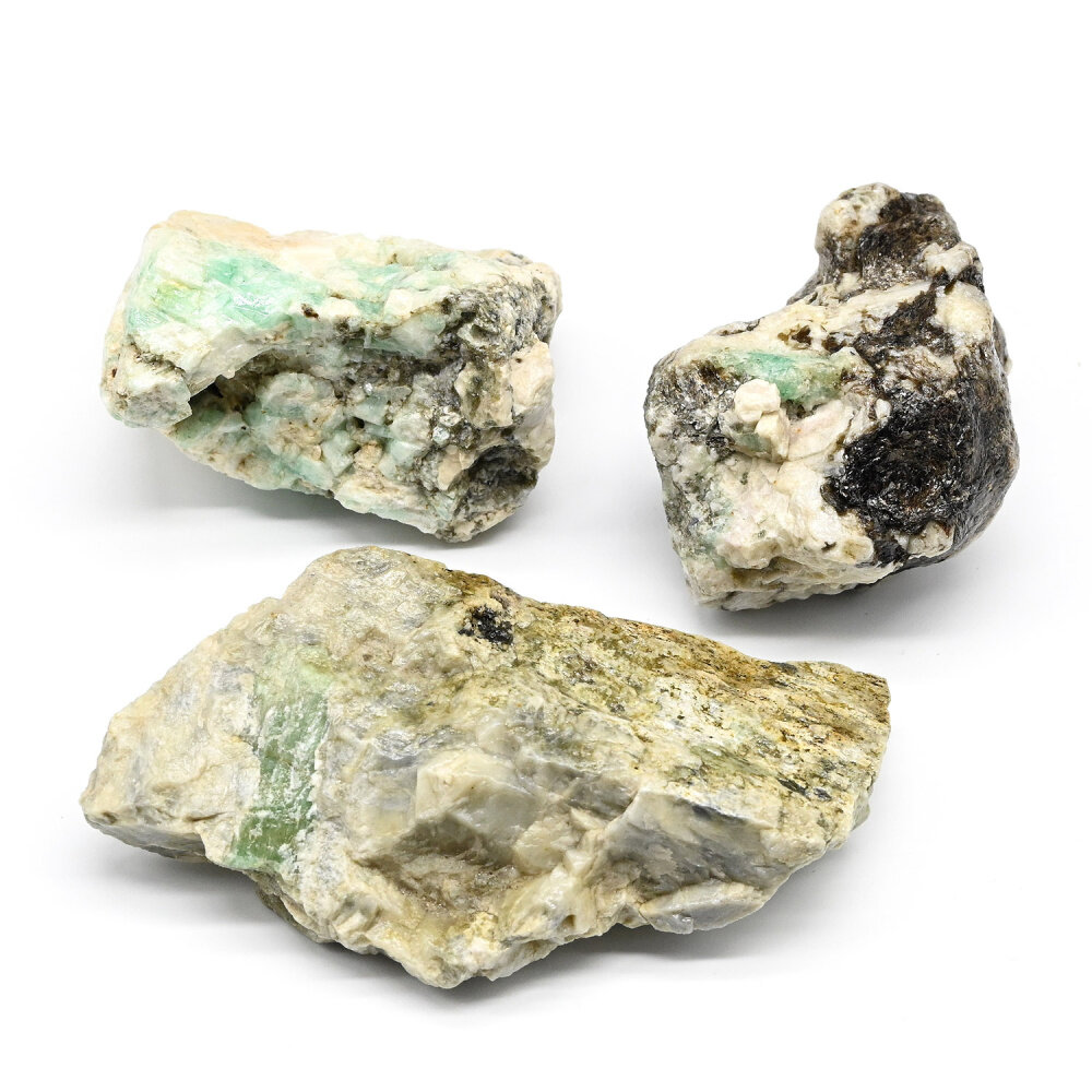 Минерал берилл 48*40*28мм, 60-69г .