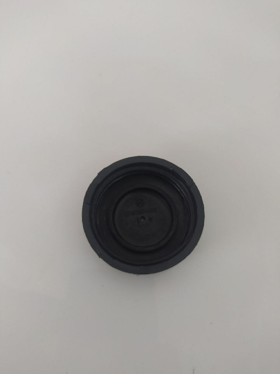 Крышка бачка сцепления LADA 2101-07 голая (ГЦС) (завод) 21013505112 Пластик