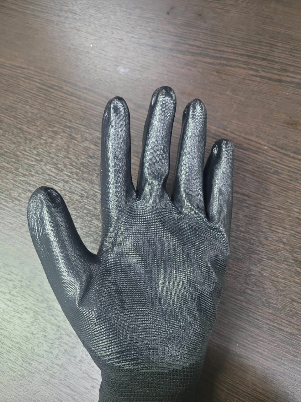 Перчатки нейлоновые обливные черные №588