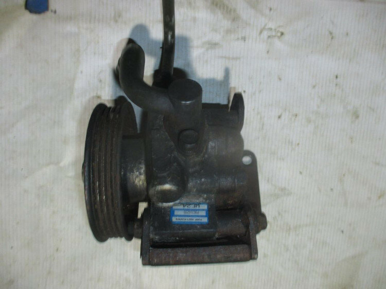 Насос ГУР P96316299 WF24 XD07 96527787 Дэу Матиз Шевроле Спарк 0,8 литра с кронштейном