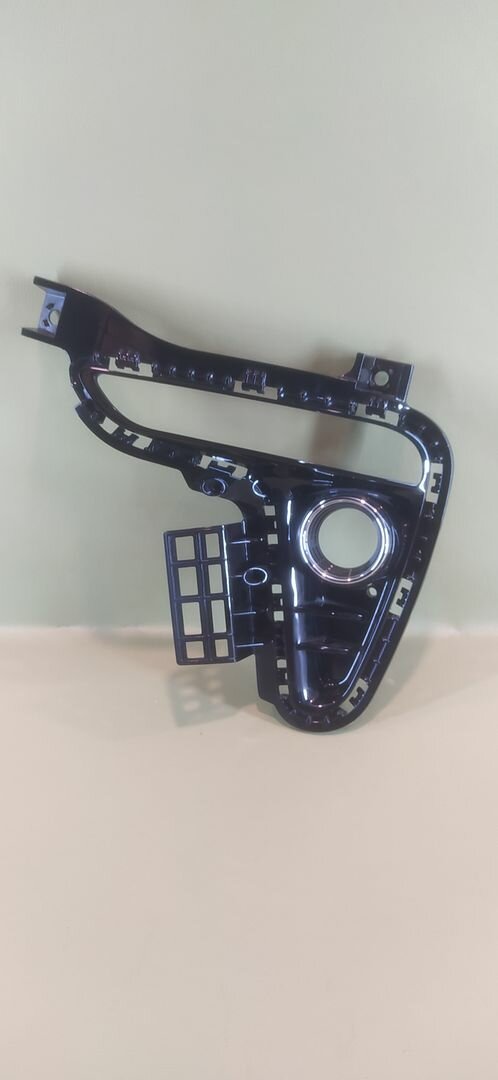 Накладка фары противотуманной левой для Kia Rio 4 (2017-20гг) 86523H0010