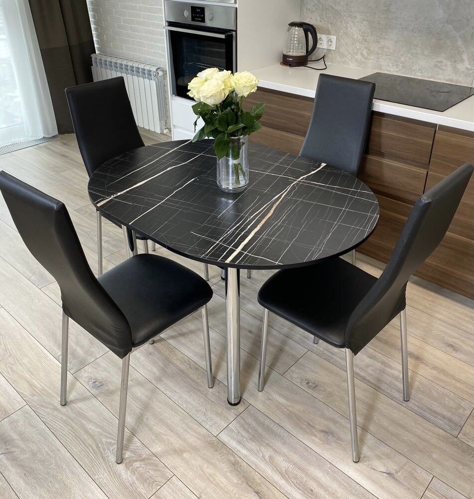 Кухонный стол и стулья, обеденная группа