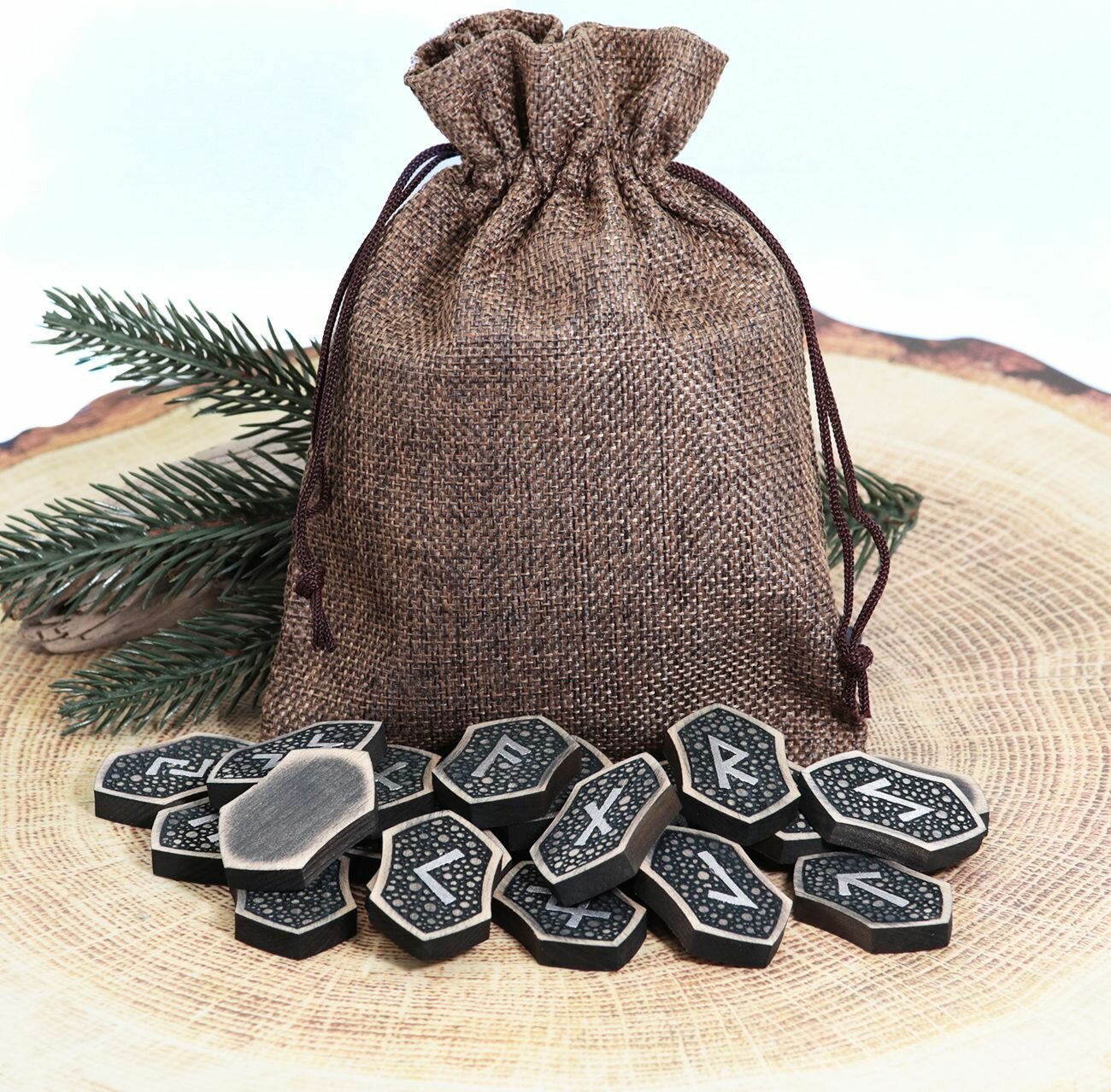 Руны скандинавские SILVARIE, деревянные из кедра, 25 шт