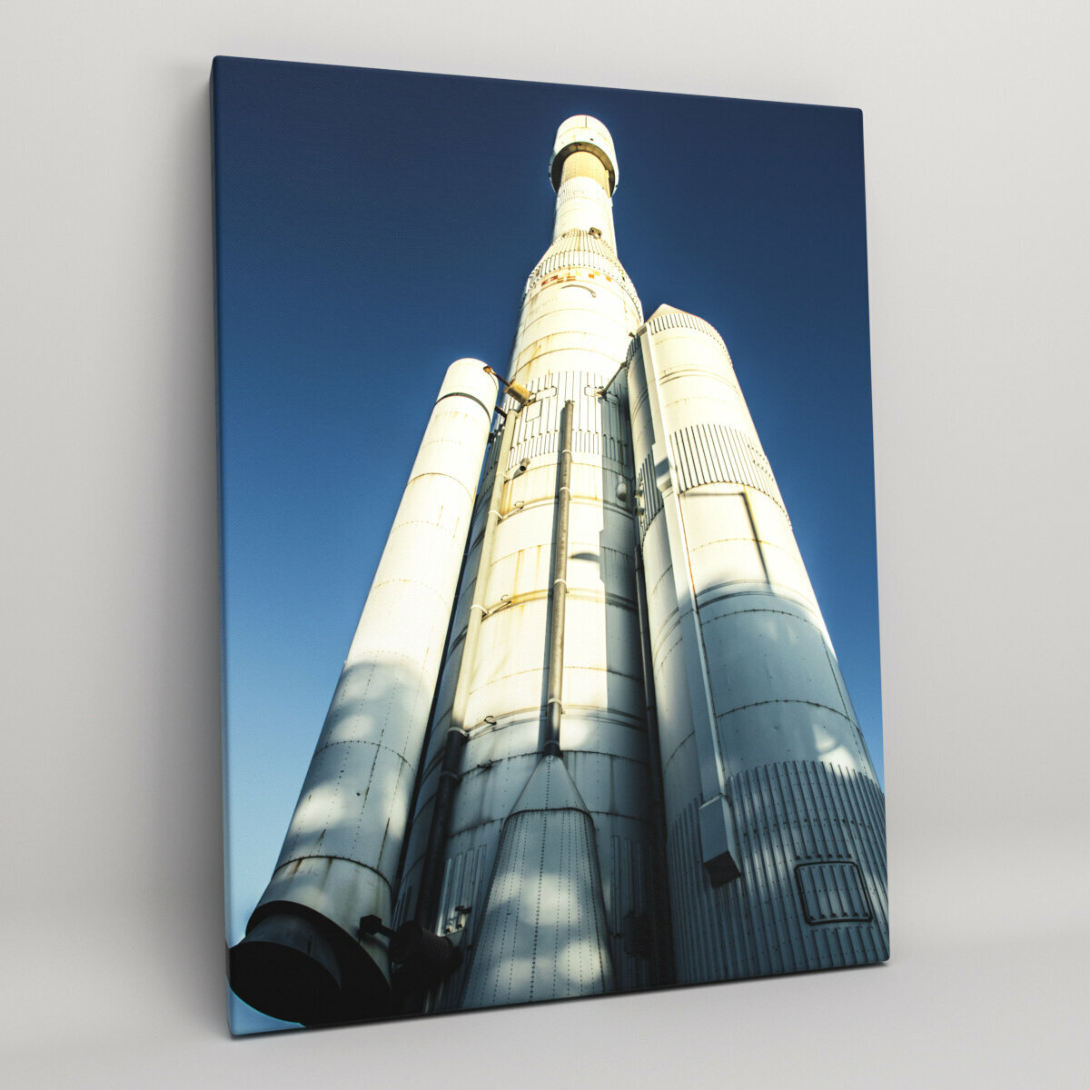 Картина на холсте (интерьерный постер) "Ракета Ариан", с деревянным подрамником, размер 30x40 см