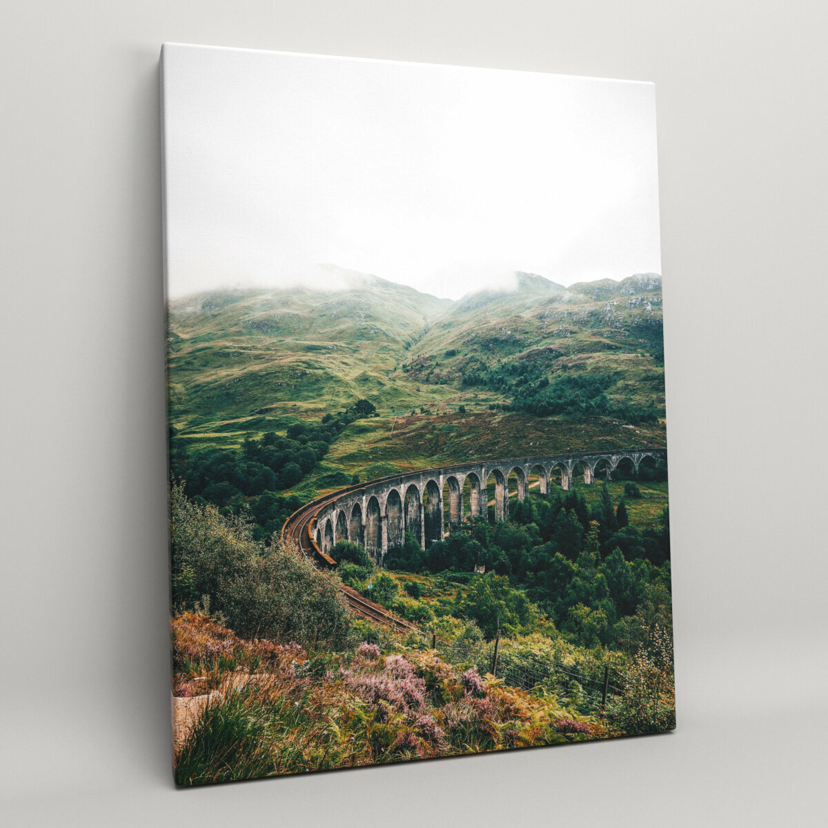 Картина на холсте (интерьерный постер) "Дорога в Хогвартс - Гарри Поттер", с деревянным подрамником, размер 30x40 см