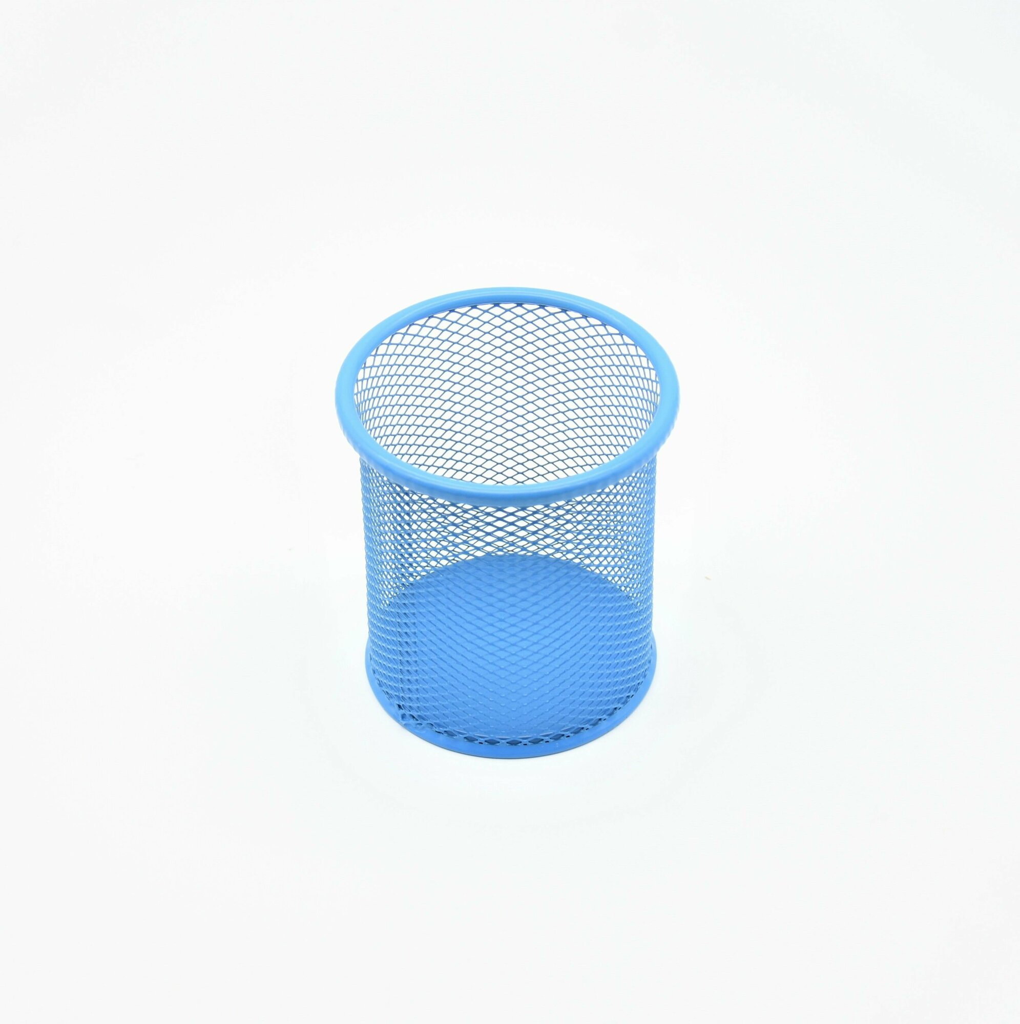 Подставка-стакан для письменных принадлежностей "Круглый" металлический, голубая