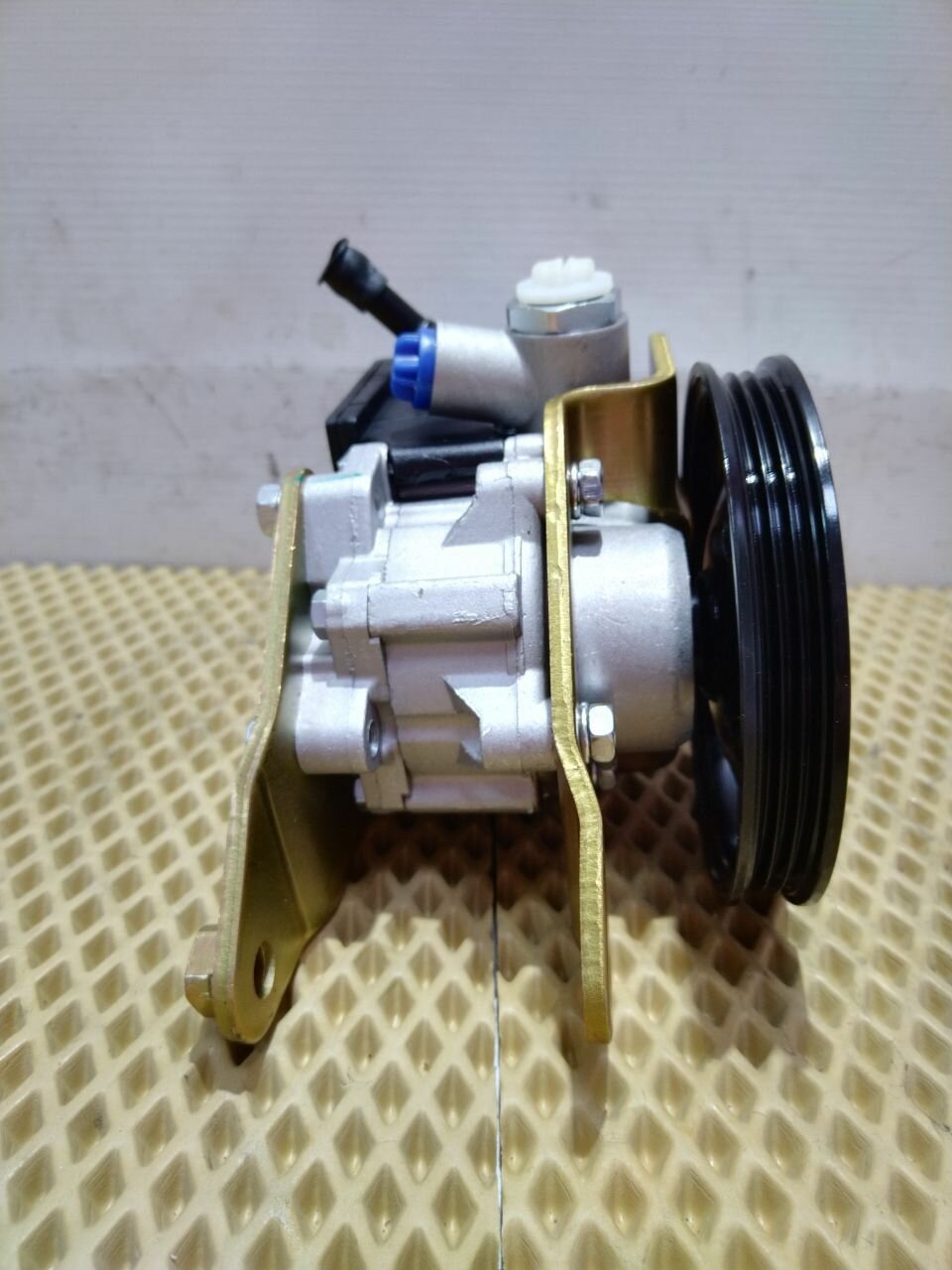 HP39008 Оригинальный восстановленный насос ГУР Toyota Corona 1992-1998 Toyota Avensis 1997-2003 Toyota Carina E 1992-1997 ( 4431005010 4431005040 4431005030 )