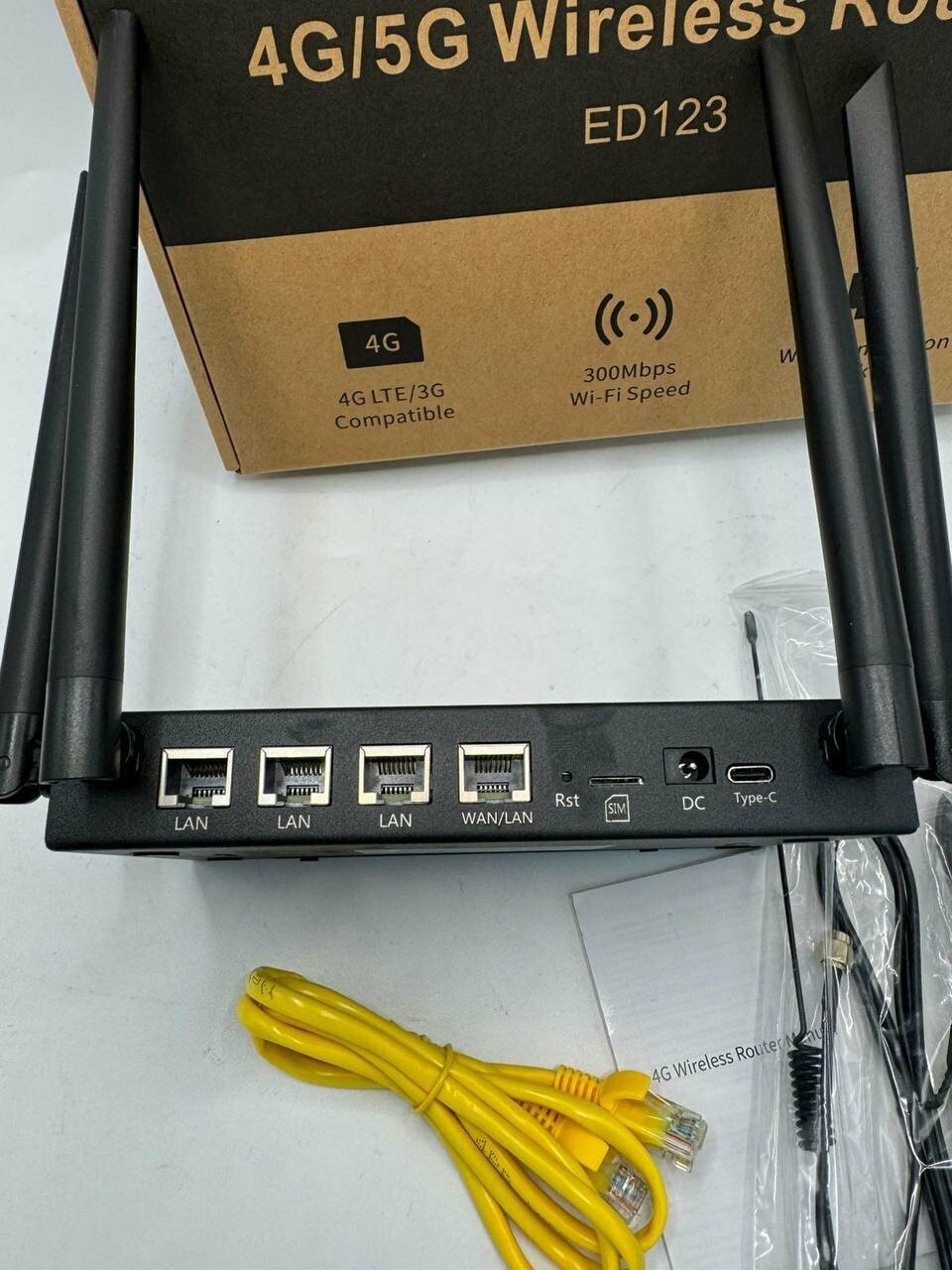 Роутер 4G EDUP-AZ800 для дачи и офиса: поддержка 64 устройств, скорость 300 Мбит/с, Wi-Fi и проводной вход.