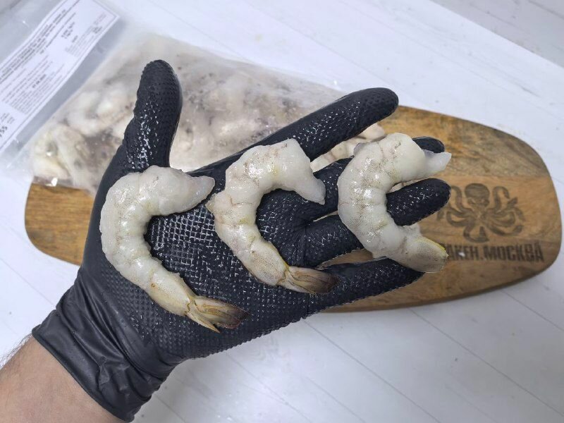 Креветки ваннамей очищенные без пищевода 21/25, 1кг