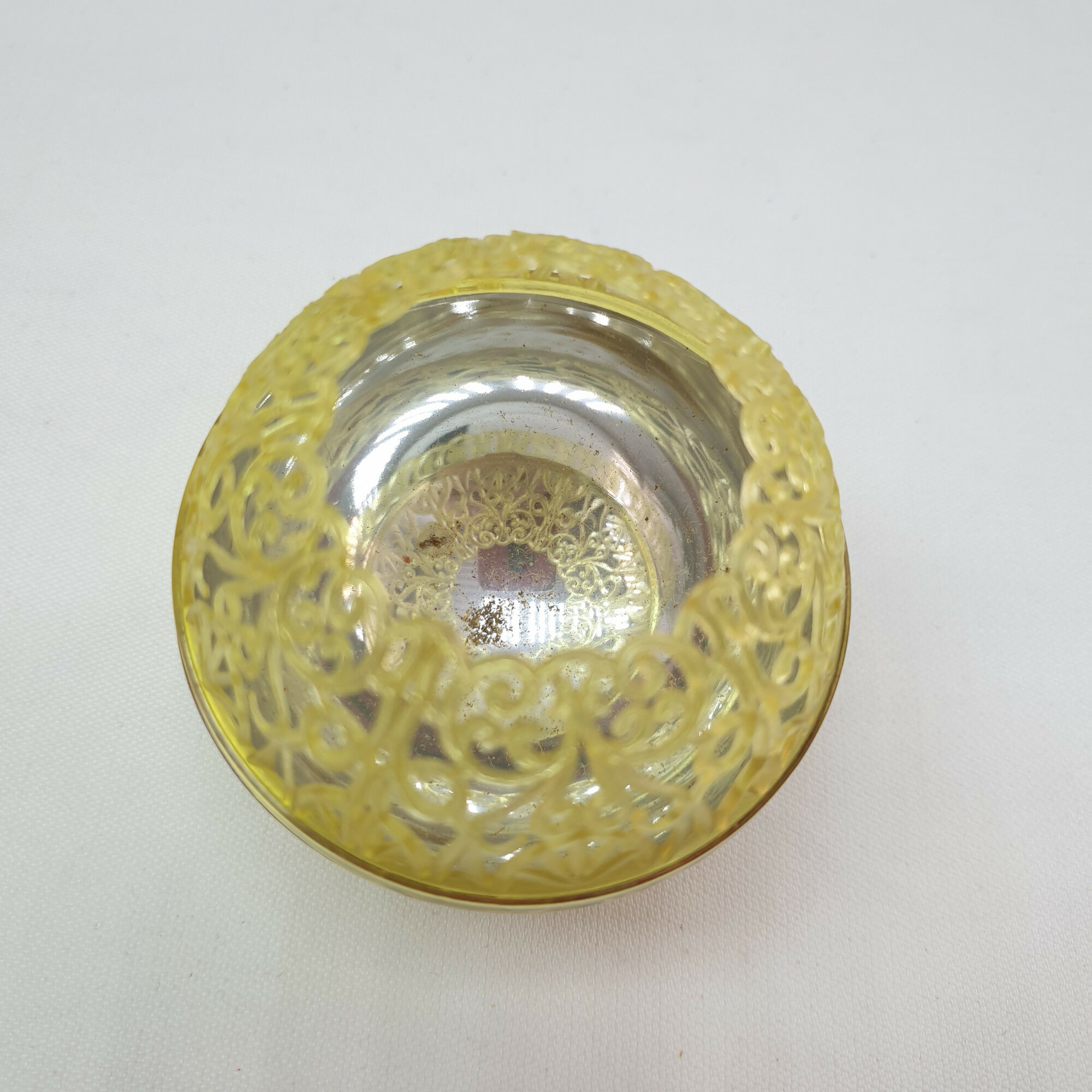 Винтажная елочная игрушка Шар лимонный 7 см, пластмасса. СССР