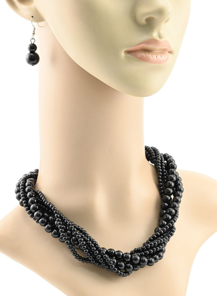 Комплект бижутерии: колье, серьги, жемчуг имитация