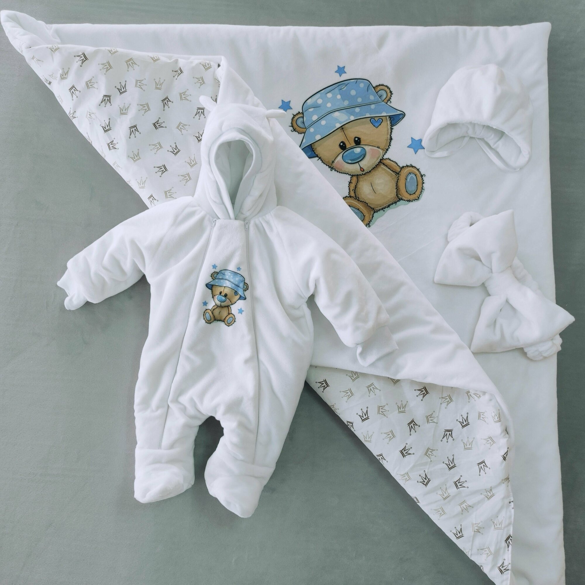 Комплект на выписку "Шалуны" панама