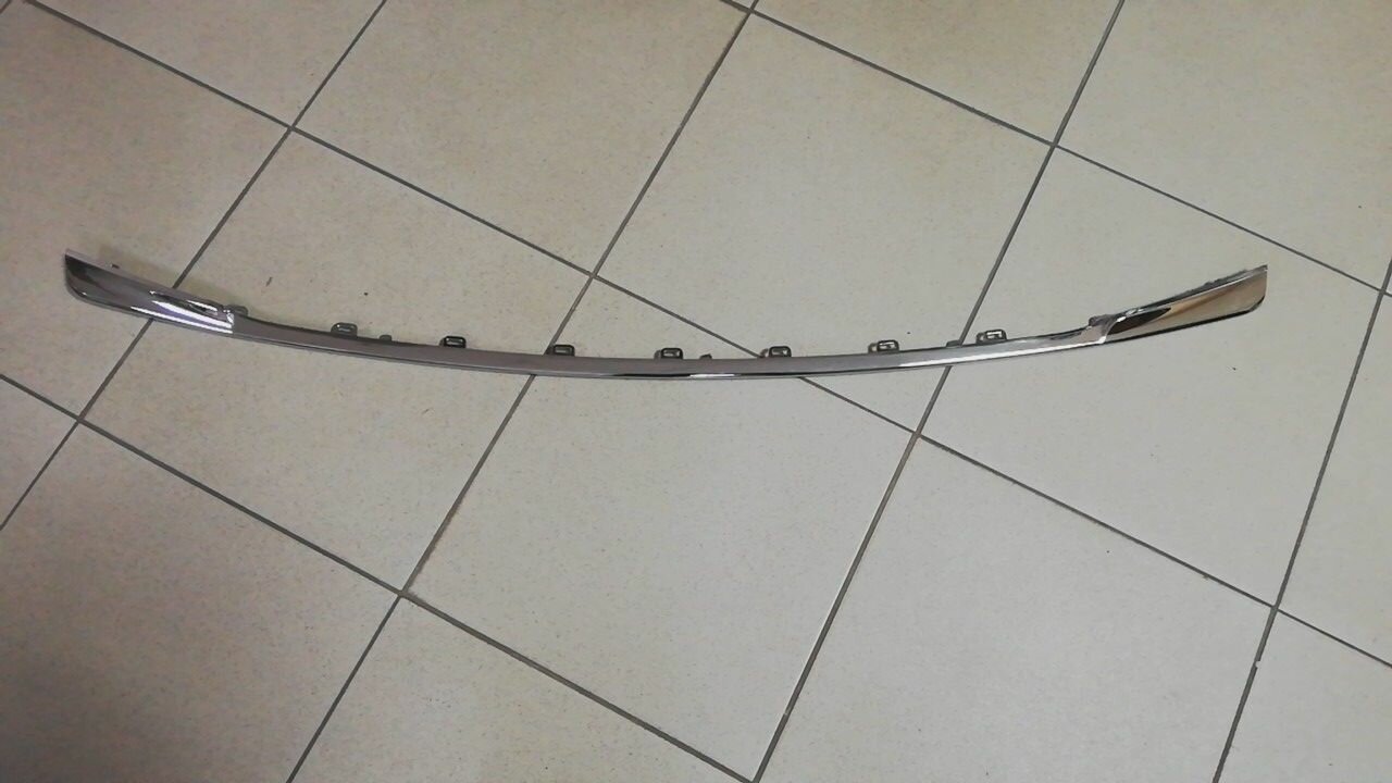 Молдинг на решетке бампера 2 хром JAC S5 рестайлинг (2018+) [2.0 16V 5MT внедорожник] 2803113U1570