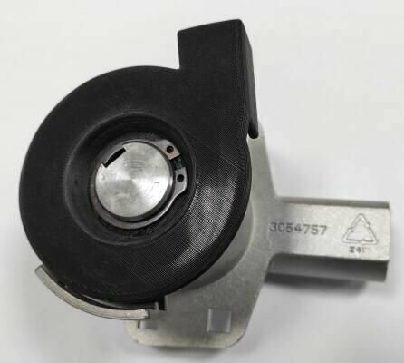 Защитный экран звездочки цепи секционных ворот Hoermann L3055171 3D