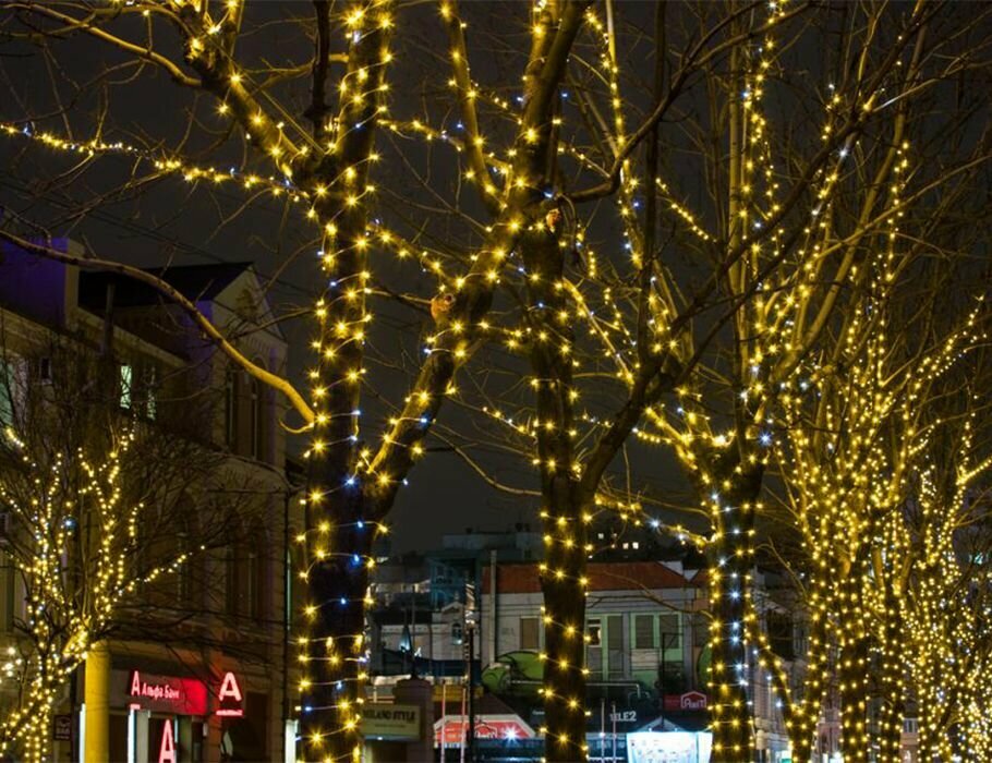 Гирлянды на дерево 30 м, 300 желтых LED ламп, с мерцанием, прозрачный ПВХ, IP44, BEAUTY LED