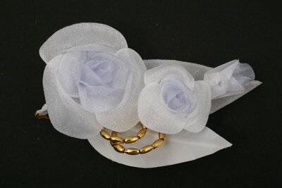 Бутоньерка свадебная голубая №2054 - элегантный аксессуар для жениха на торжестве