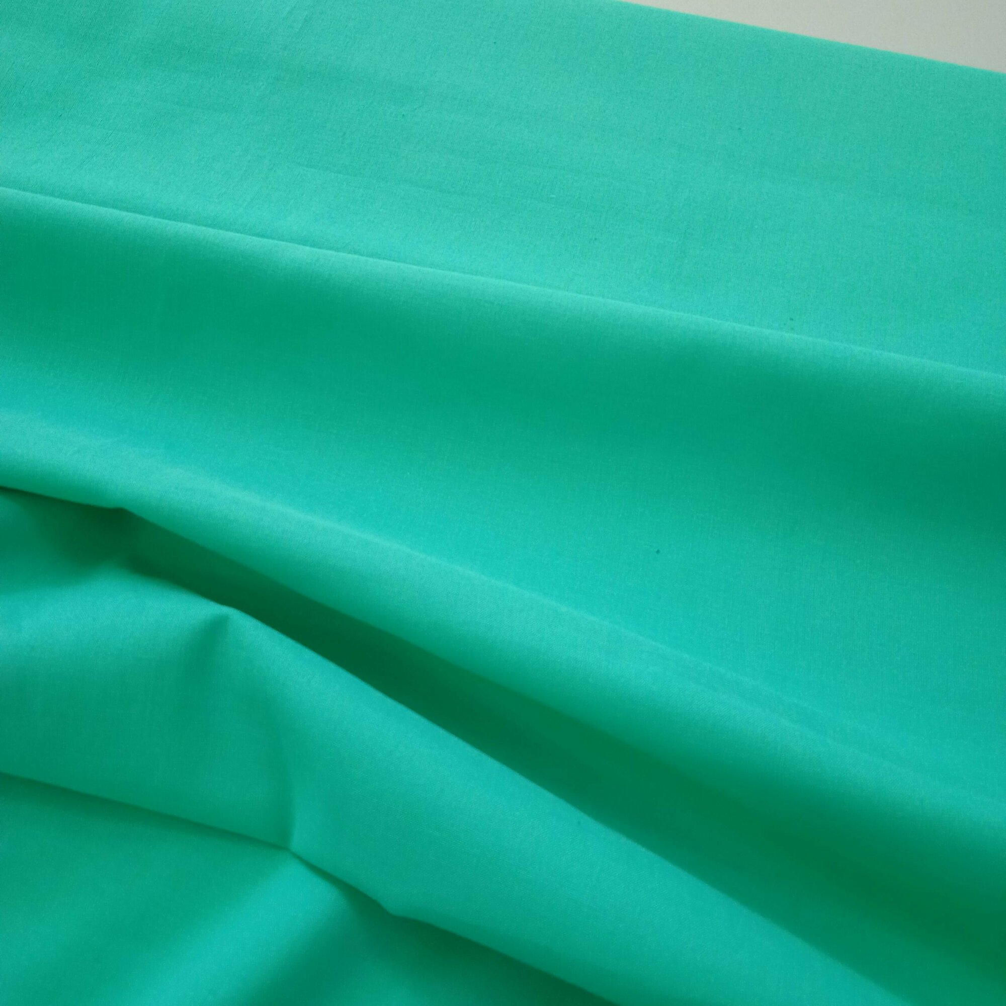 Ткань для шитья и рукоделия Батист ,100% хлопок, пл.75 г/м2, отрез 1,50 м *140 см