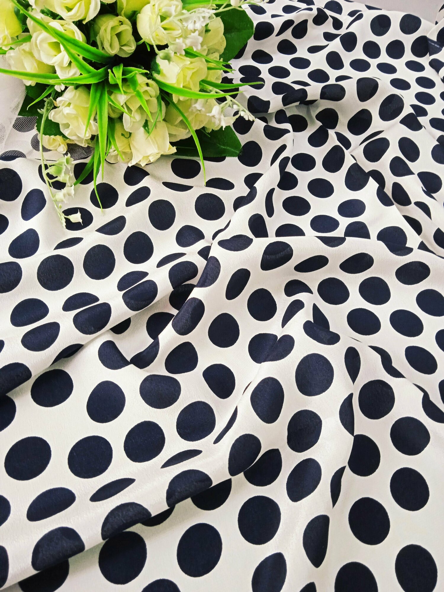 Плательный креп из натурального шелка, производитель Россия , отрез 1,65 м *0,95 м