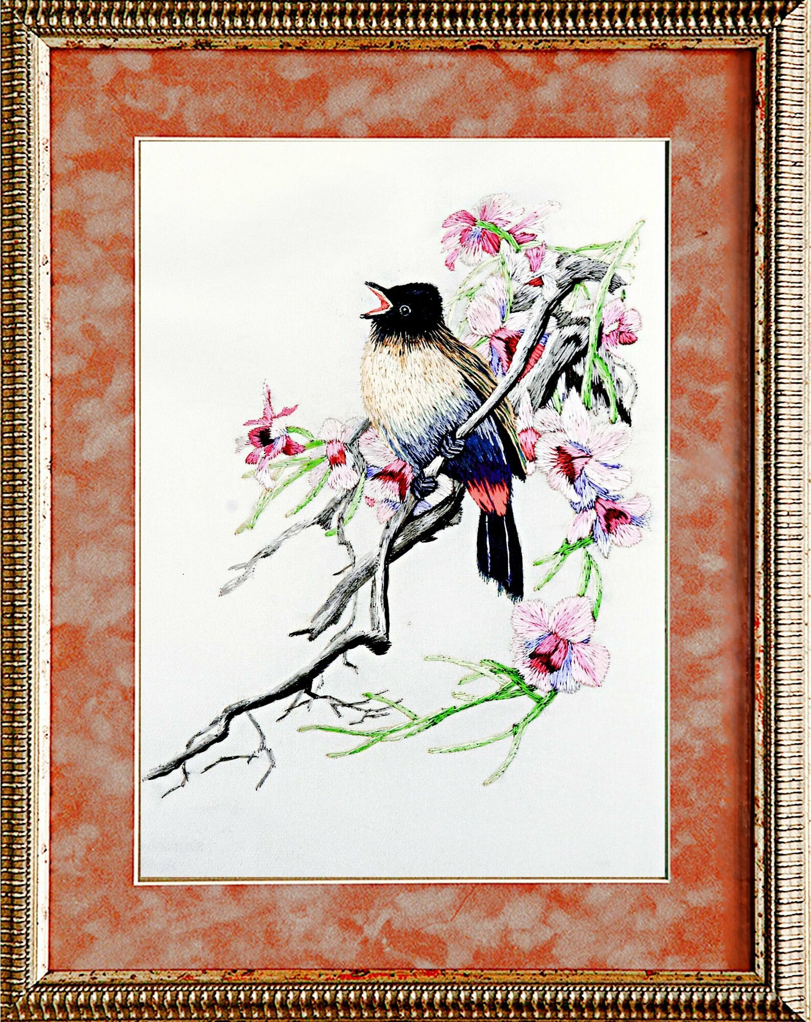 Декоративная настенная картина Живой Шелк Ария весне, вышивка шелком ручная с 3Dэффектом/см 36х41х3/багет+паспарту