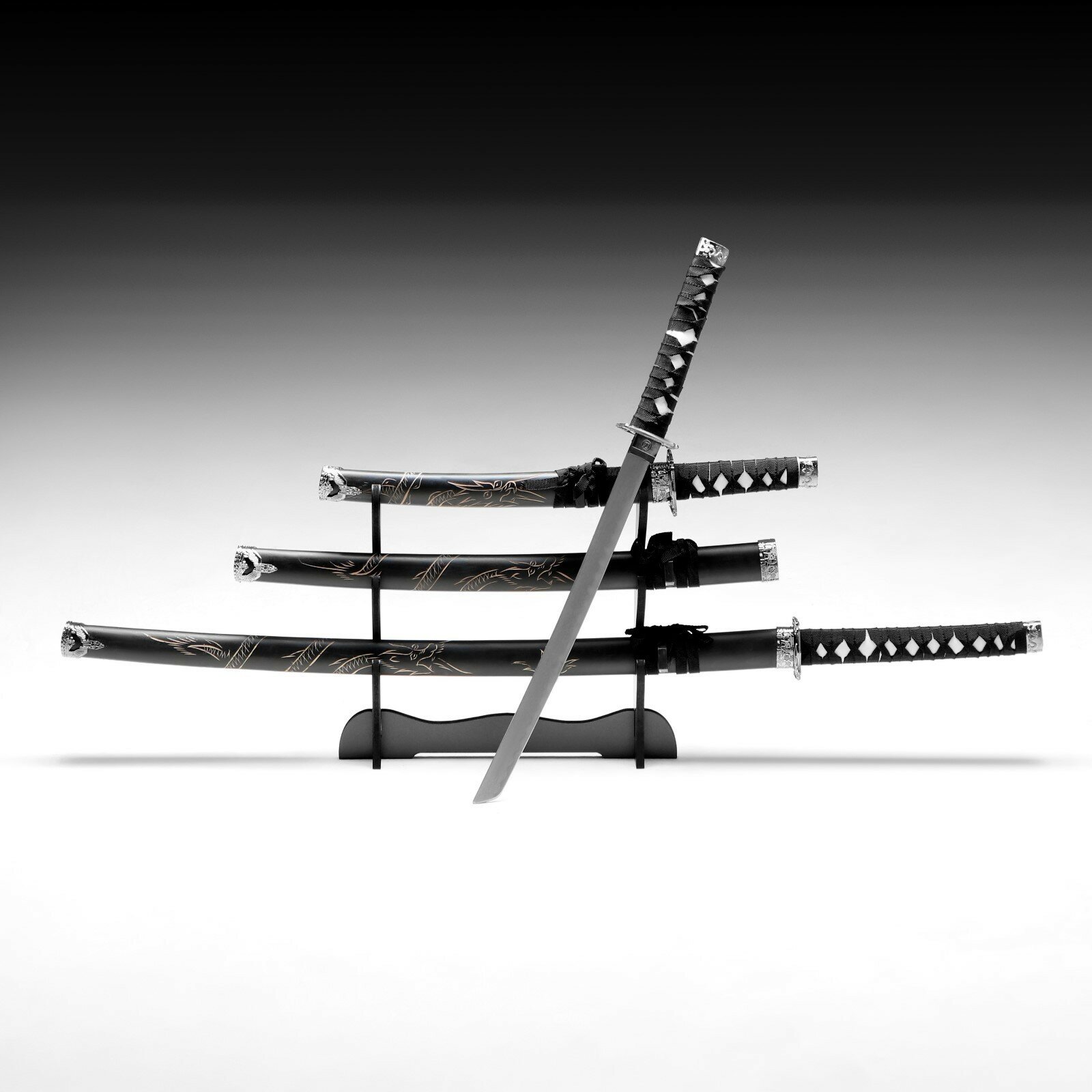 Макет оружия «Сувенирные катаны на подставке 3в1. Чёрный дракон», подарочный набор, ножны дерево, 51 см; 71 см; 100 см