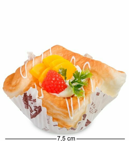 Пирожное Ягодная корзинка (имитация, магнит) QS-03/3 113-502707