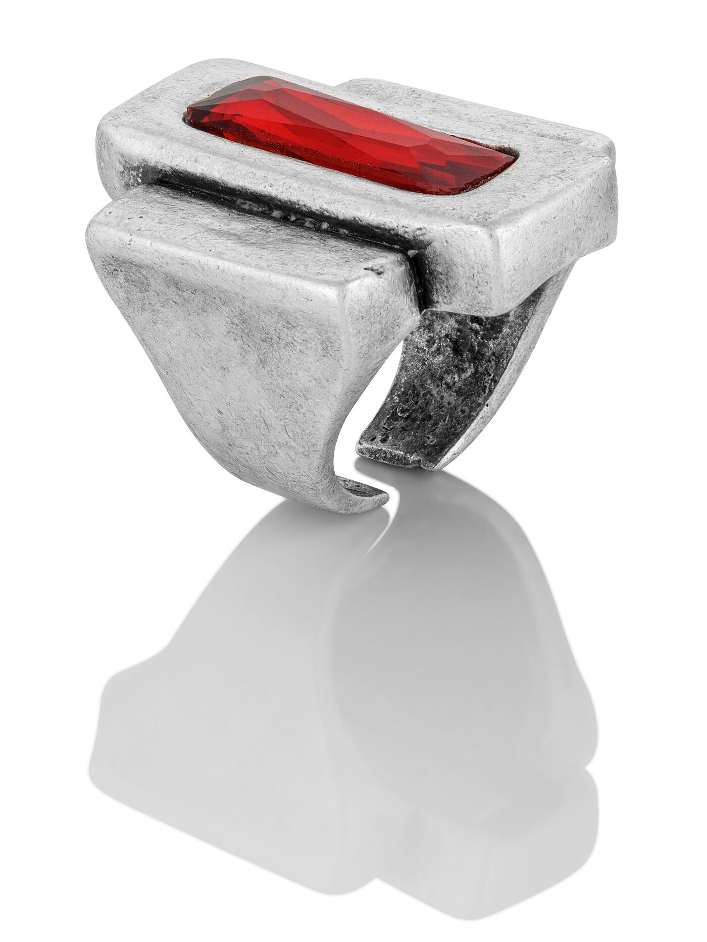 Кольцо, кристалл