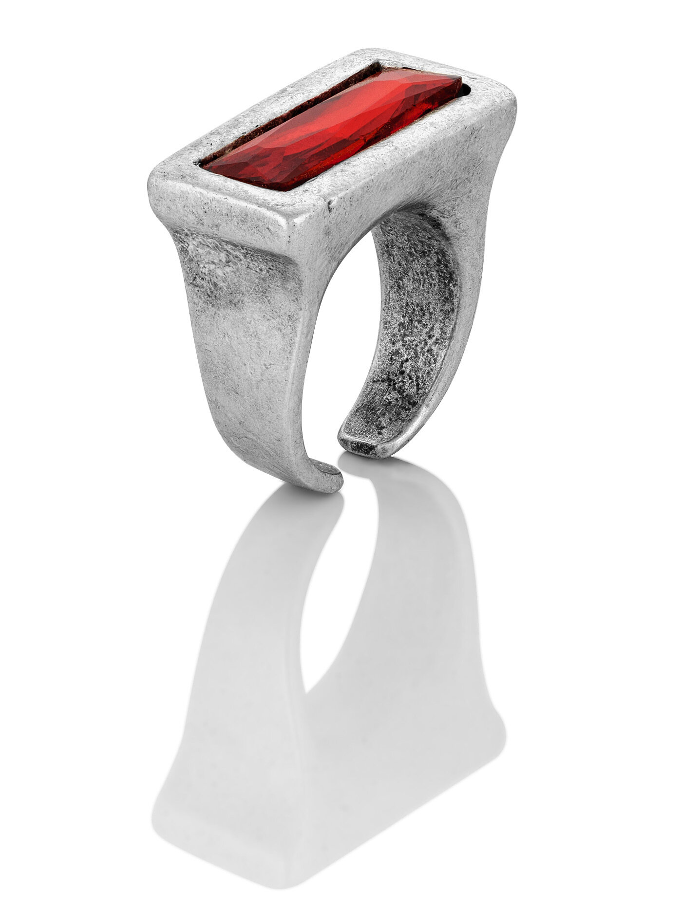 Кольцо, кристалл