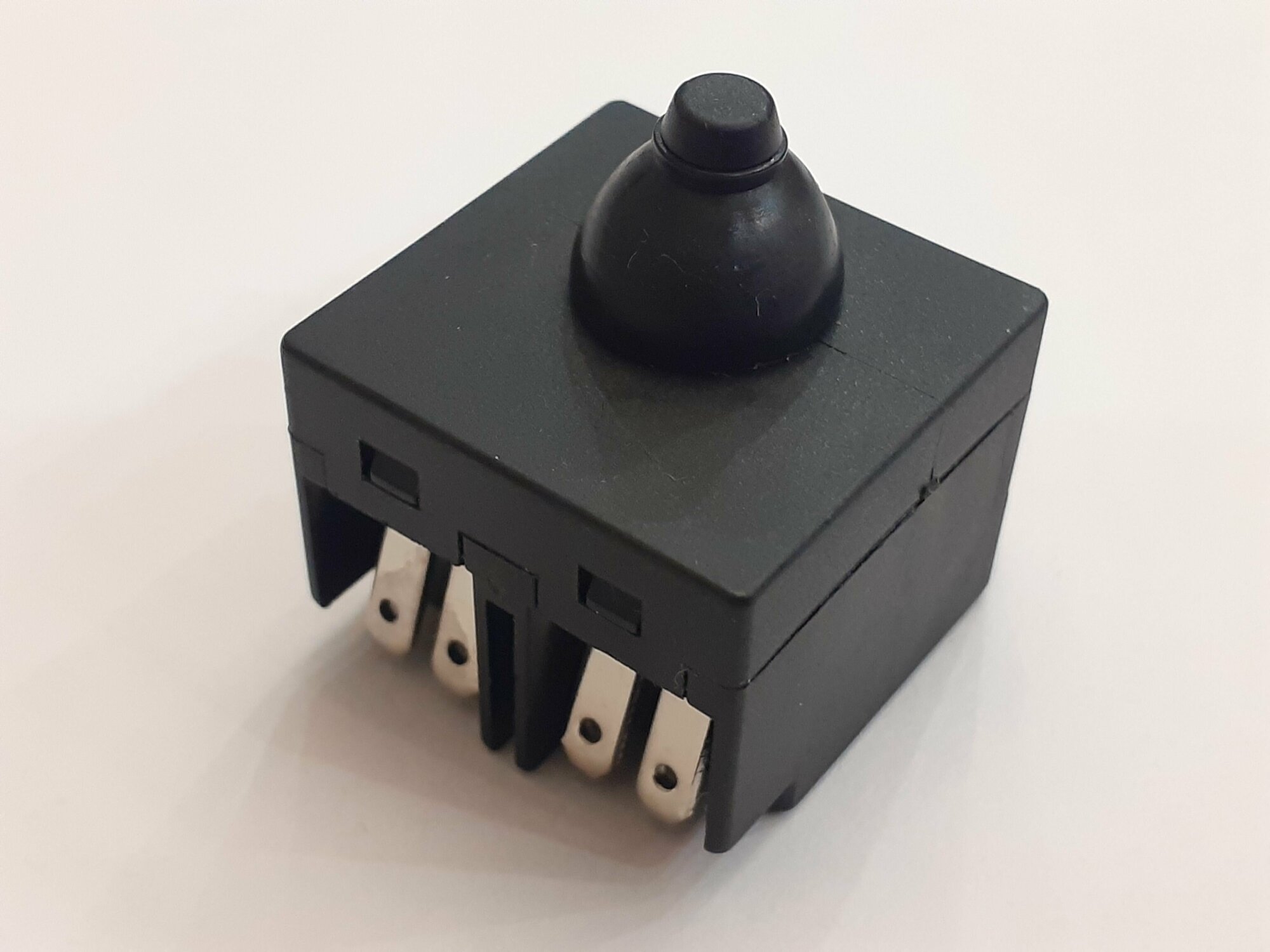 Выключатель для МШУ Интерскол 125/900 и 115/900