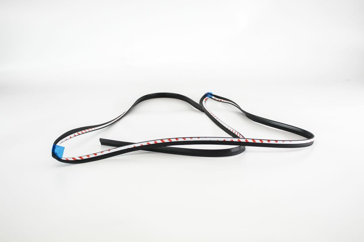 Молдинг стекла лобового Hyundai Kia Solaris Rio Accent , Хендай Киа Рио Солярис Акцент , 861311R000