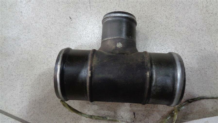 Тройник системы охлаждения от Mitsubishi Pajero, Montero 2 1991-2004