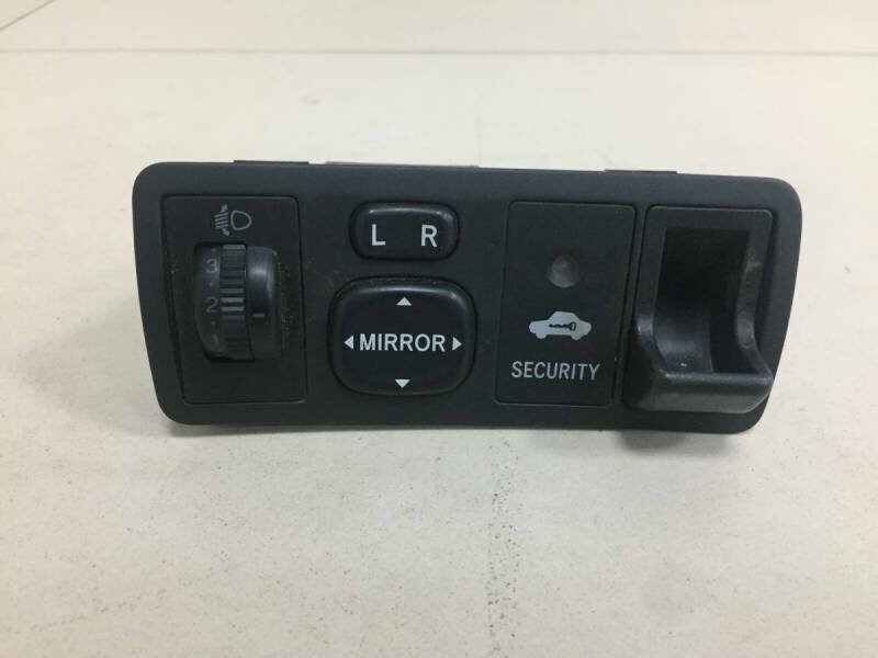 Блок кнопок Toyota Corolla E120 2001-2007 кат.номер: 8487252030 8415202021