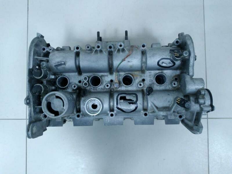 Головка блока цилиндров Volkswagen Tiguan 5N2 2011-2016 кат.номер: 04E103064F 04E103479G