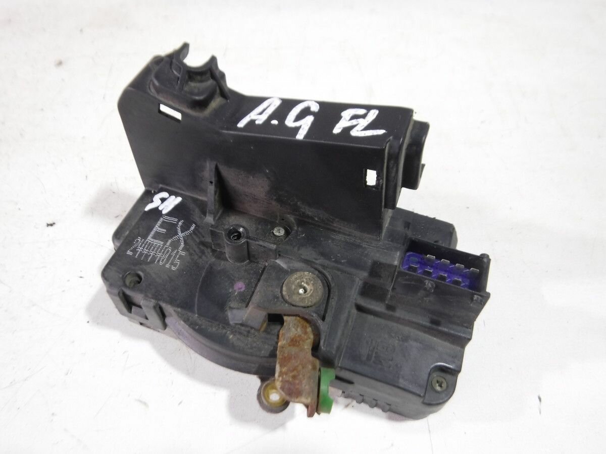 Замок двери передней левой Opel Astra G (1998—2009) 24444015