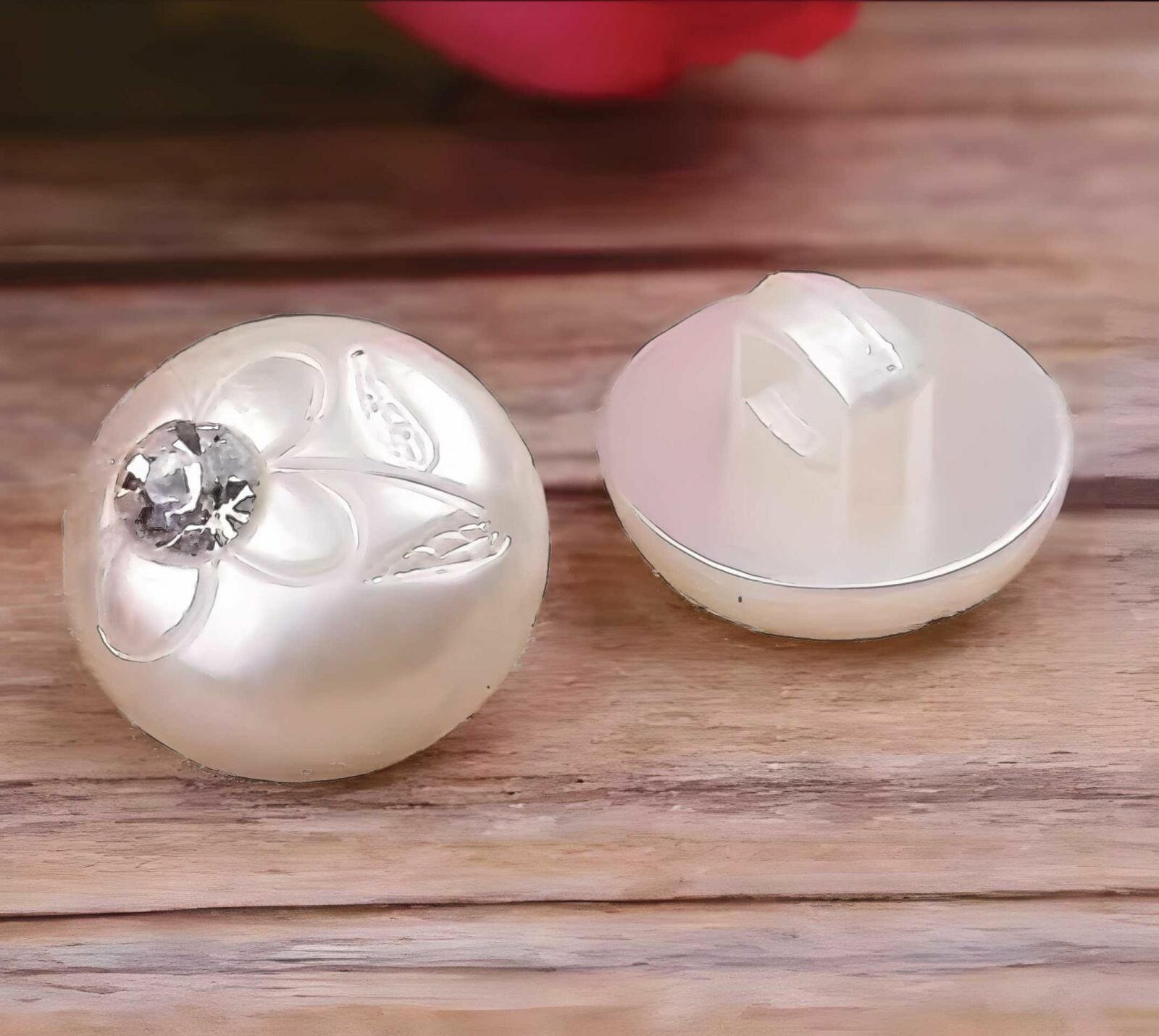 Пуговицы TBY пластик, цвет белый, 18 L - 11 мм, на ножке, 50 штук