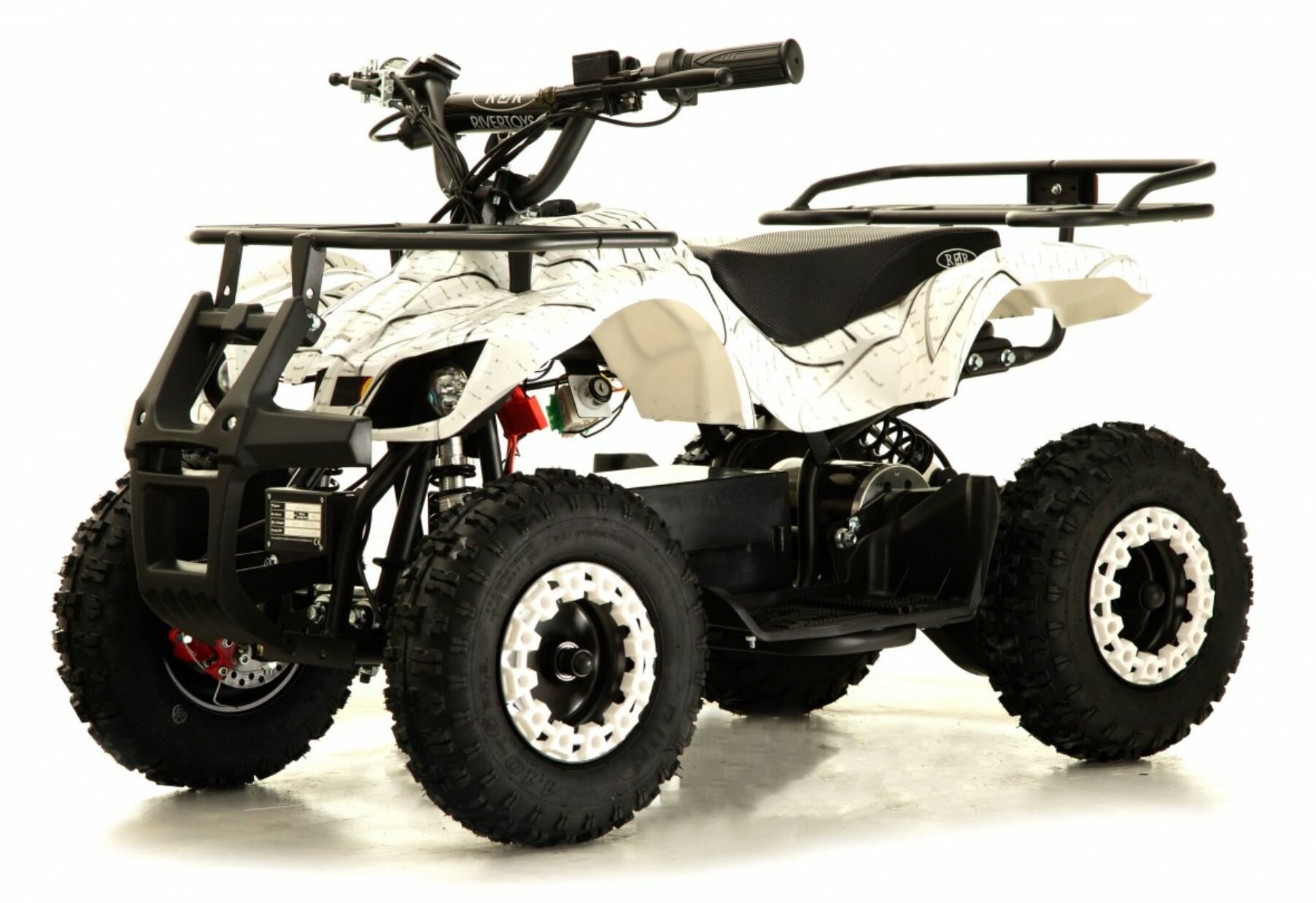Детский электроквадроцикл RiverToys ANRI белый spider