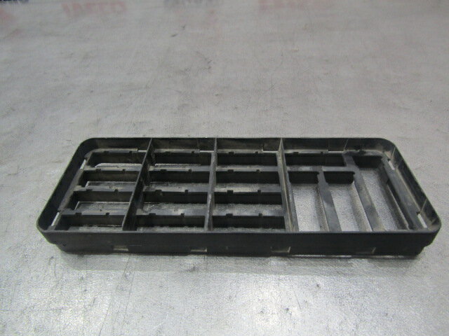 Рамка электроразъемов правая MAN TGA, TGS, TGX, TGL, TGM