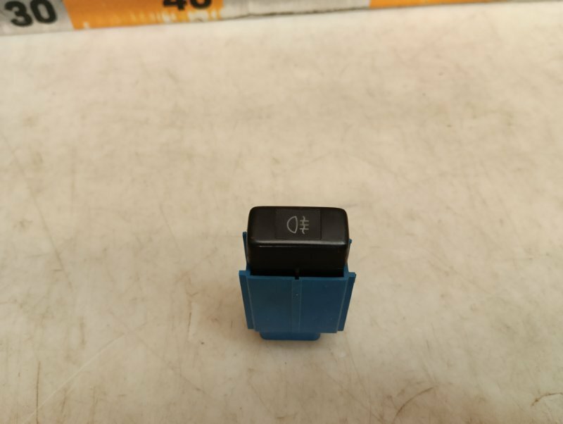 Б/У Кнопка ПТФ Toyota Carina E 1994 AT190 Задн. 387157 TOYOTA арт. 8416505010