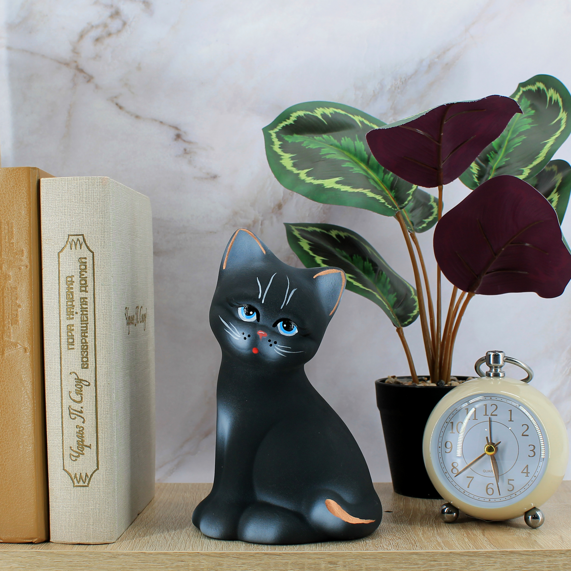 Статуэтка копилка Котенок Гафф ,18см , керамика , ручная работа , цвет чёрный с серым подпалом