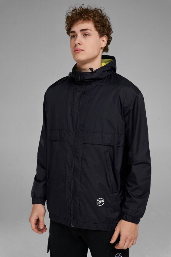 Куртка спортивная