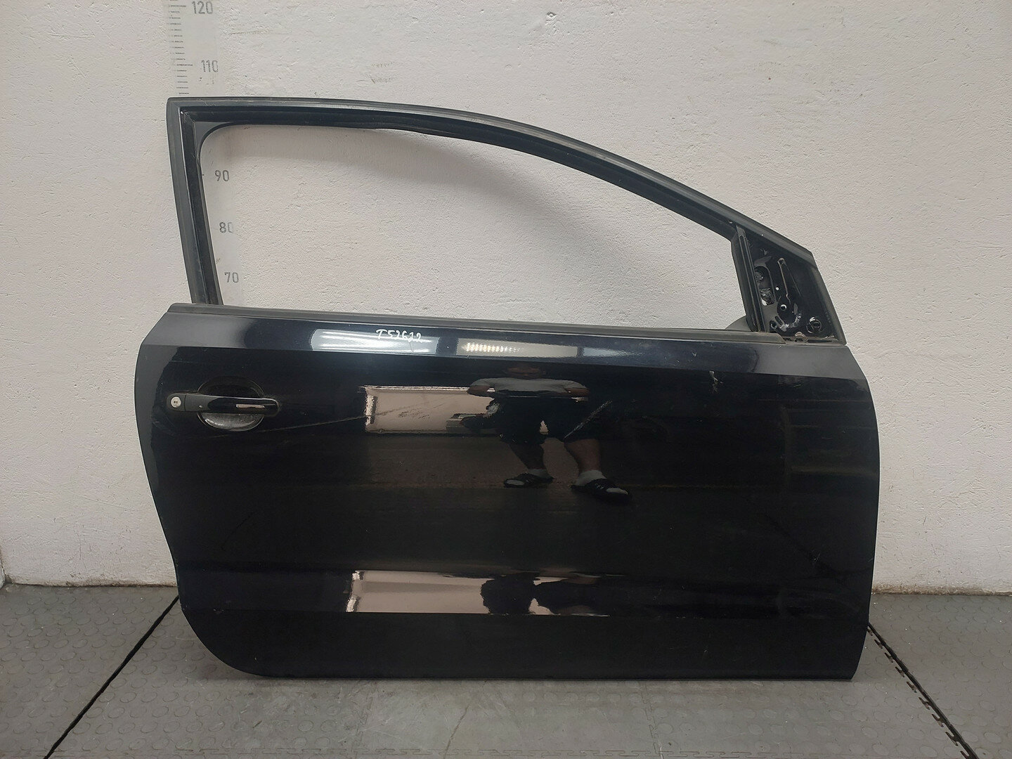 Дверь боковая (легковая) правая передняя Volkswagen Polo Б/У