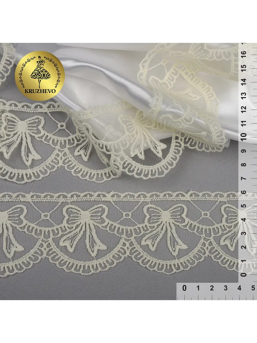 Кружево на сетке матовая нить с бантиками шир.60мм уп.2,5м