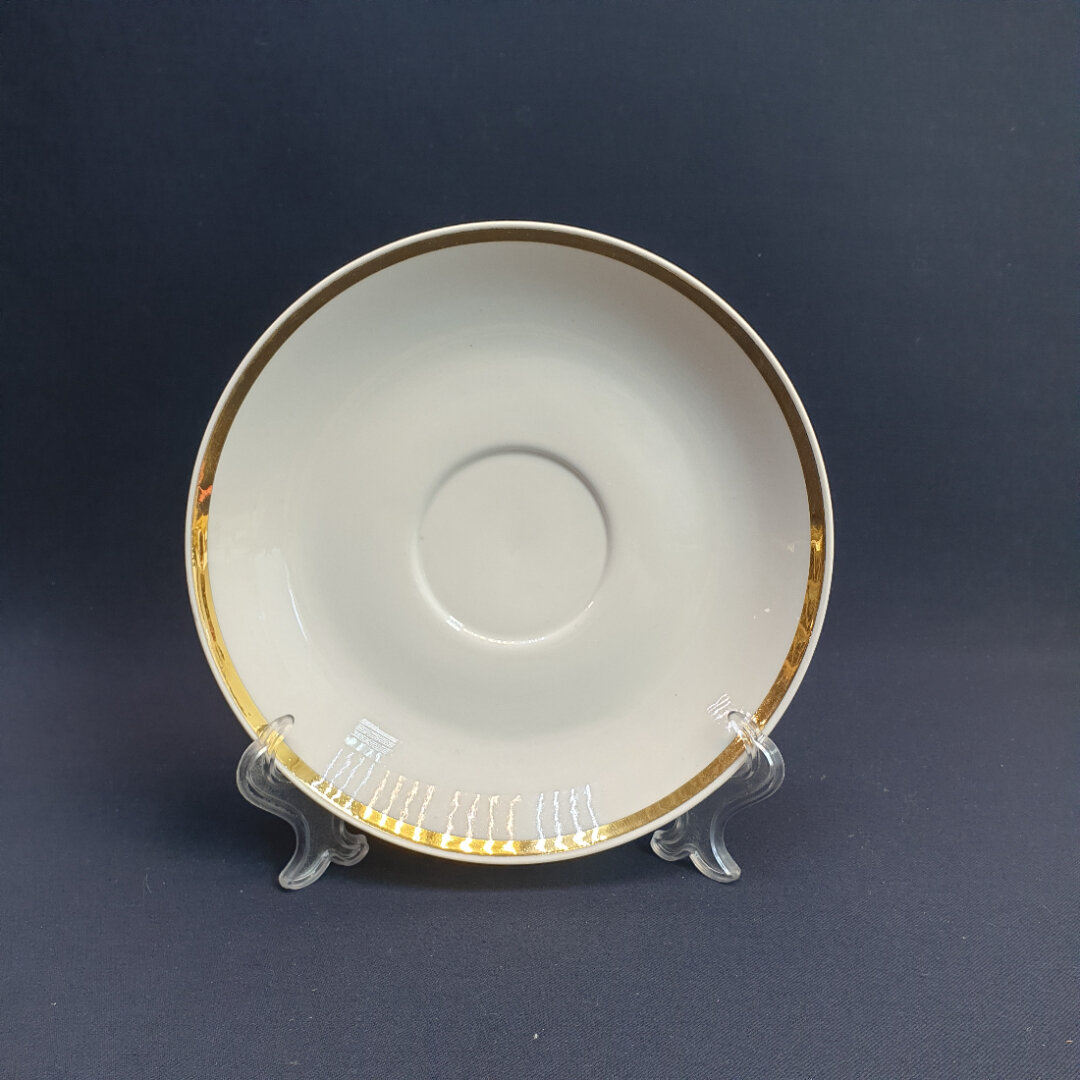 Блюдце гигант 17 см, Дулево, фарфор, позолота, винтаж СССР