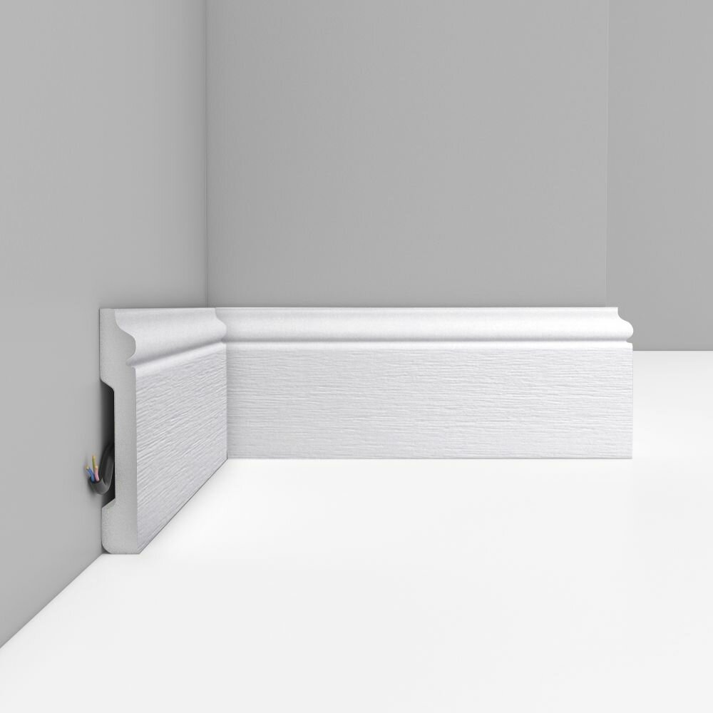 Плинтус напольный Decomaster D005-70ДМ В79хШ13хД2400 мм / Декомастер.