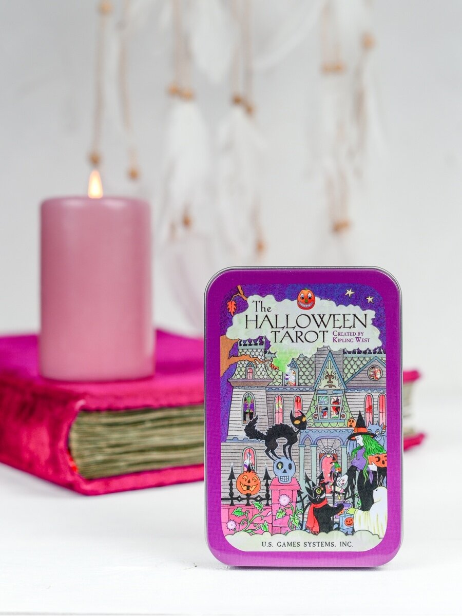 Гадальные карты таро хэллоуин / Halloween in tin Англоязычные Карманный формат