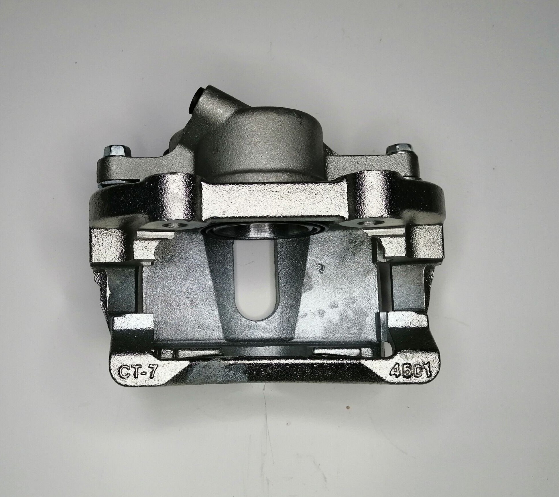 Суппорт передний левый Chery Fora [2.0 16V 5MT седан] A213501050BA