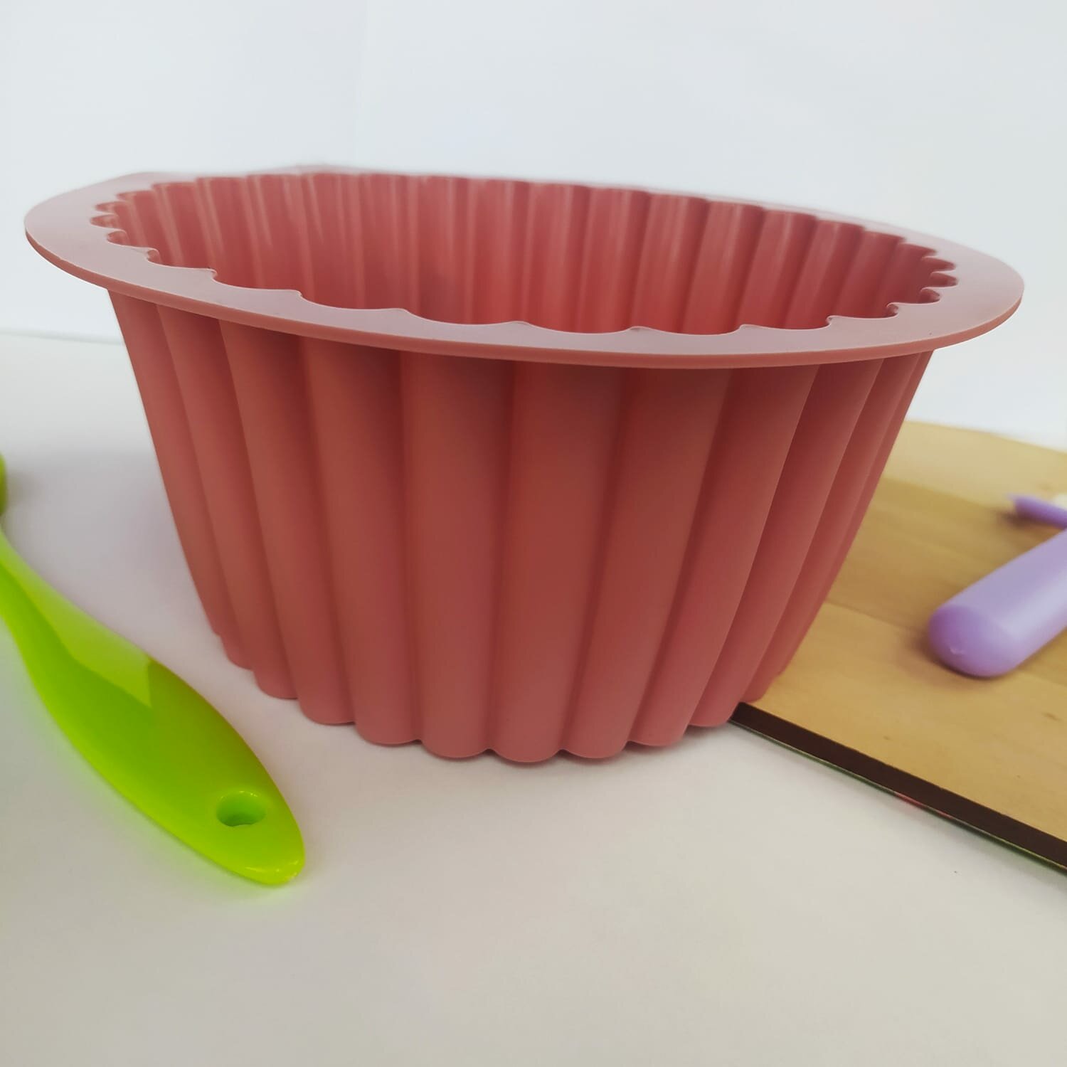 Форма силиконовая под кекс для выпечки «Рифлёный круг», d=18 cм